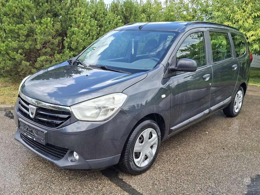 Black Dacia Lodgy 2014 in Ukmerge, with an engine capacity of 1.20 L and mileage of 200 thousand km for 3500 €, photo 1 on AUTOMOTO.COM.LV