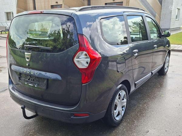 Black Dacia Lodgy 2014 in Ukmerge, with an engine capacity of 1.20 L and mileage of 200 thousand km for 3500 €, photo 4 on AUTOMOTO.COM.LV