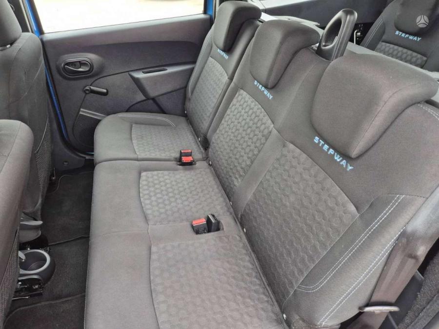 Zils Dacia Lodgy 2015 Šauļi, ar dzinēja tilpumu 1.20 L un nobraukumu 128 tūkst. km par 5950 €, foto 20 vietnē AUTOMOTO.COM.LV