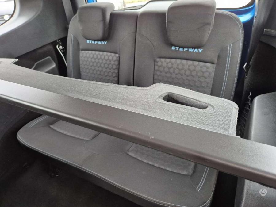 Zils Dacia Lodgy 2015 Šauļi, ar dzinēja tilpumu 1.20 L un nobraukumu 128 tūkst. km par 5950 €, foto 22 vietnē AUTOMOTO.COM.LV