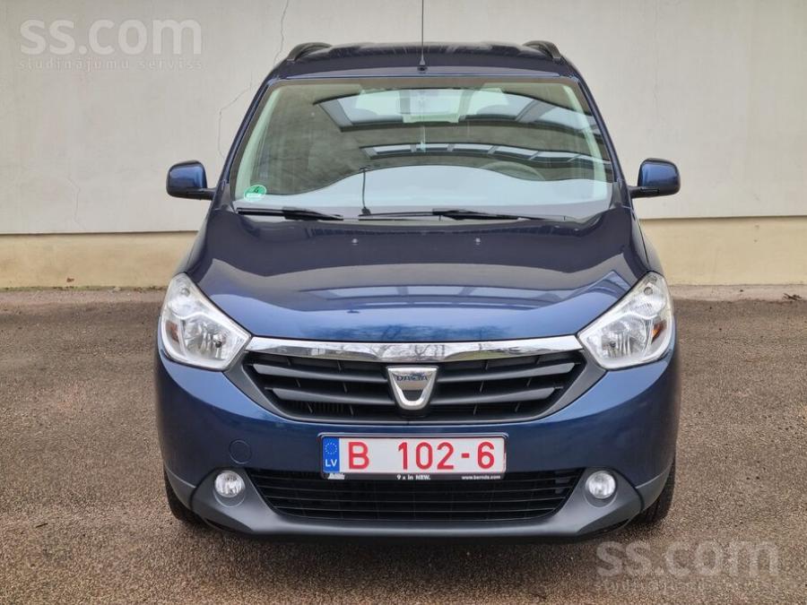 Blue Dacia Lodgy 2016 in Ogre, with an engine capacity of 1.20 L and mileage of 141 thousand km for 5950 €, photo 2 on AUTOMOTO.COM.LV