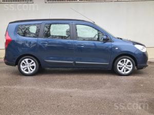 Blue Dacia Lodgy 2016 in Ogre, with an engine capacity of 1.20 L and mileage of 141 thousand km for 5950 €, photo 4 on AUTOMOTO.COM.LV