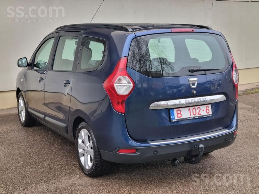 Blue Dacia Lodgy 2016 in Ogre, with an engine capacity of 1.20 L and mileage of 141 thousand km for 5950 €, photo 6 on AUTOMOTO.COM.LV