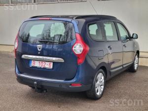 Blue Dacia Lodgy 2016 in Ogre, with an engine capacity of 1.20 L and mileage of 141 thousand km for 5950 €, photo 8 on AUTOMOTO.COM.LV