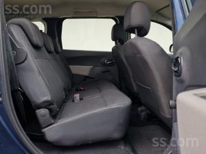 Blue Dacia Lodgy 2016 in Ogre, with an engine capacity of 1.20 L and mileage of 141 thousand km for 5950 €, photo 11 on AUTOMOTO.COM.LV