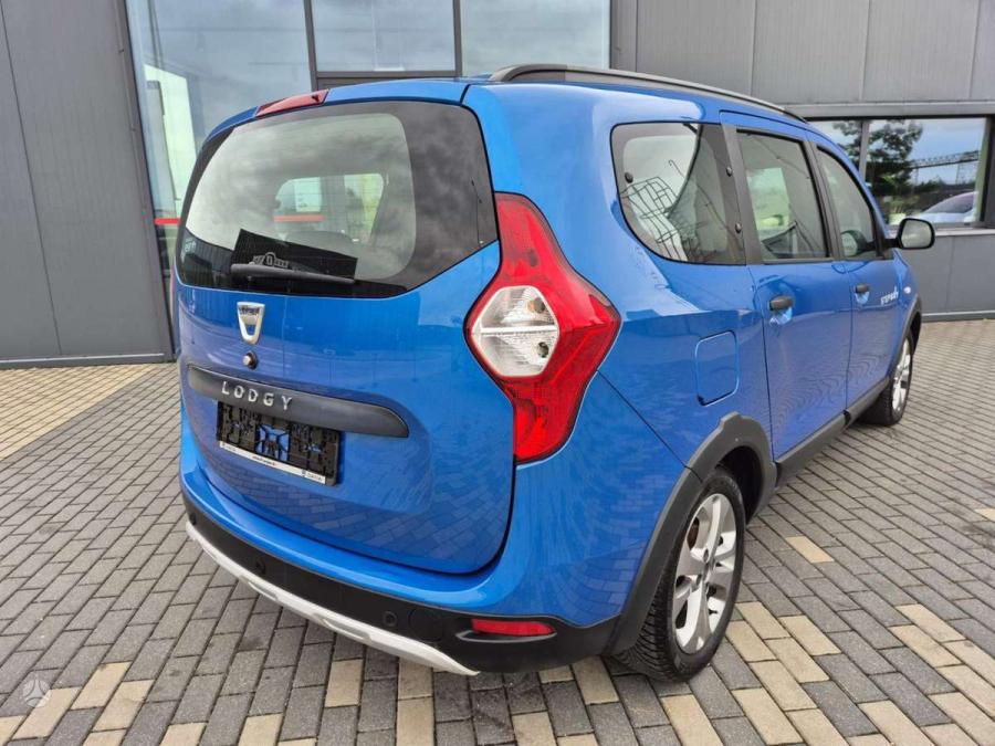 Zils Dacia Lodgy 2016 Šauļi, ar dzinēja tilpumu 1.20 L un nobraukumu 128 tūkst. km par 5950 €, foto 11 vietnē AUTOMOTO.COM.LV