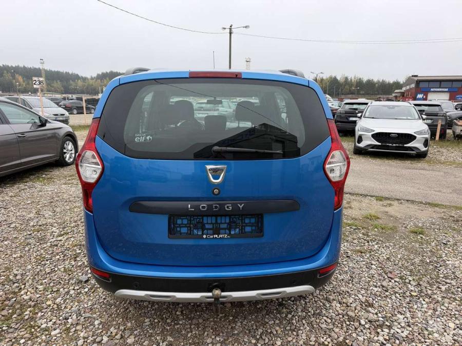 Zils Dacia Lodgy 2016 Viļņa, ar dzinēja tilpumu 1.46 L un nobraukumu 251 tūkst. km par 5290 €, foto 6 vietnē AUTOMOTO.COM.LV