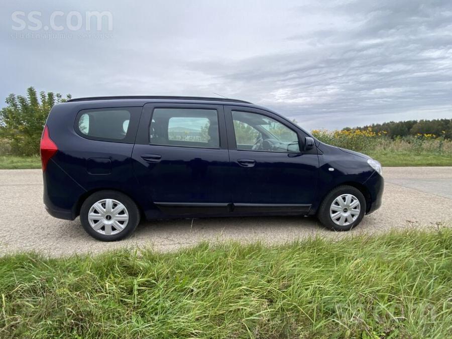 Blue Dacia Lodgy 2017 in Riga, with an engine capacity of 1.60 L and mileage of 0 thousand km for 4999 €, photo 4 on AUTOMOTO.COM.LV