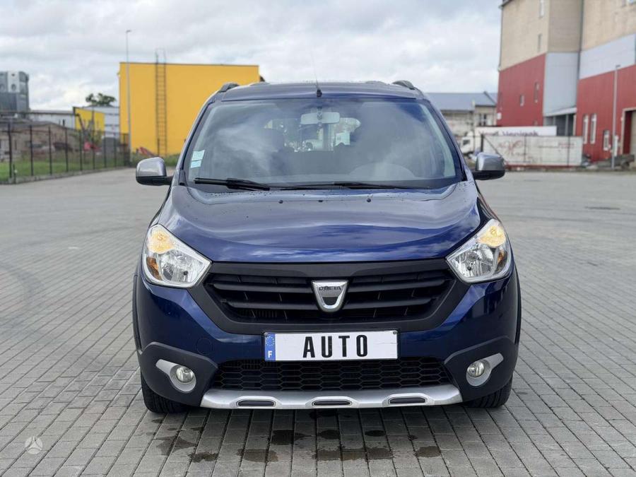 Zils Dacia Lodgy 2017 Tauragė, ar dzinēja tilpumu 1.46 L un nobraukumu 229 tūkst. km par 5999 €, foto 3 vietnē AUTOMOTO.COM.LV