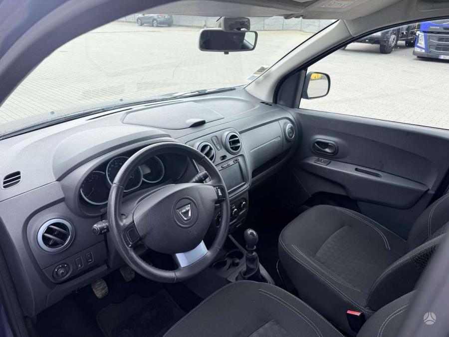 Zils Dacia Lodgy 2017 Tauragė, ar dzinēja tilpumu 1.46 L un nobraukumu 229 tūkst. km par 5999 €, foto 19 vietnē AUTOMOTO.COM.LV