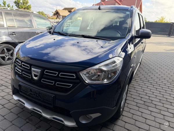 Blue Dacia Lodgy 2017 in Klaipeda, with an engine capacity of 1.46 L and mileage of 181 thousand km for 5600 €, photo 1 on AUTOMOTO.COM.LV