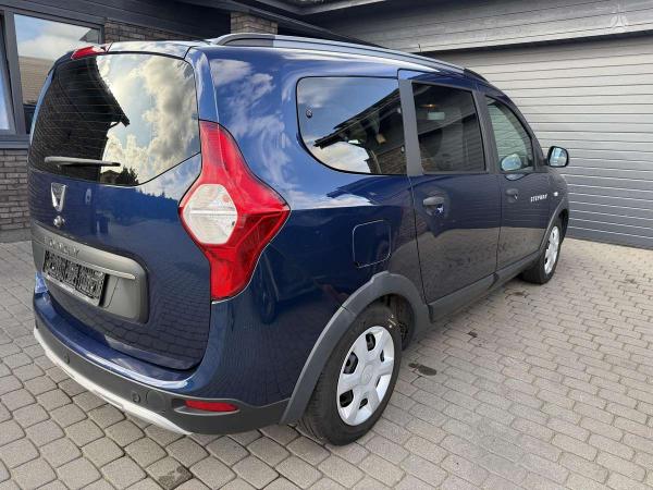 Blue Dacia Lodgy 2017 in Klaipeda, with an engine capacity of 1.46 L and mileage of 181 thousand km for 5600 €, photo 4 on AUTOMOTO.COM.LV
