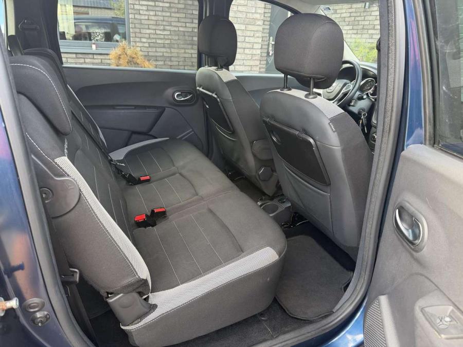 Blue Dacia Lodgy 2017 in Klaipeda, with an engine capacity of 1.46 L and mileage of 181 thousand km for 5600 €, photo 12 on AUTOMOTO.COM.LV