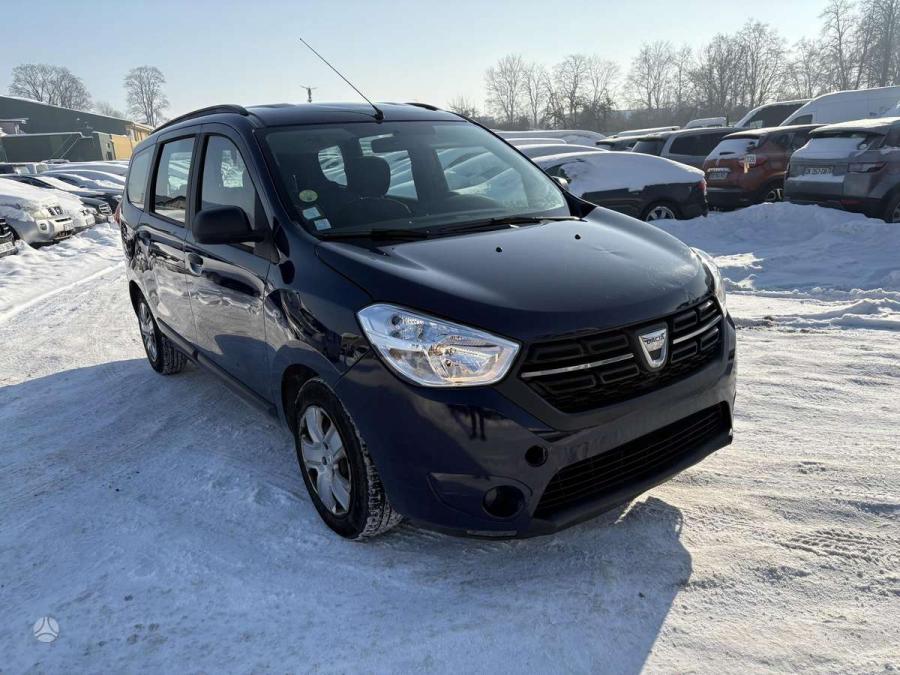 Blue Dacia Lodgy 2019 in Taurage, with an engine capacity of 1.46 L and mileage of 100 thousand km for 5000 €, photo 7 on AUTOMOTO.COM.LV