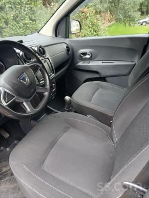 Zils Dacia Lodgy 2019 Rīga, ar dzinēja tilpumu 1.60 L un nobraukumu 158 tūkst. km par 7300 €, foto 10 vietnē AUTOMOTO.COM.LV
