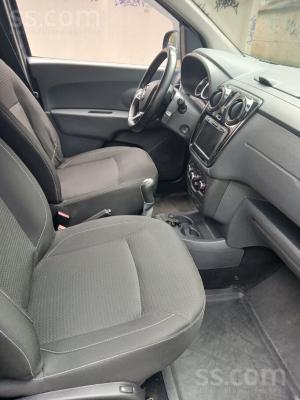 Zils Dacia Lodgy 2019 Rīga, ar dzinēja tilpumu 1.60 L un nobraukumu 158 tūkst. km par 7300 €, foto 13 vietnē AUTOMOTO.COM.LV