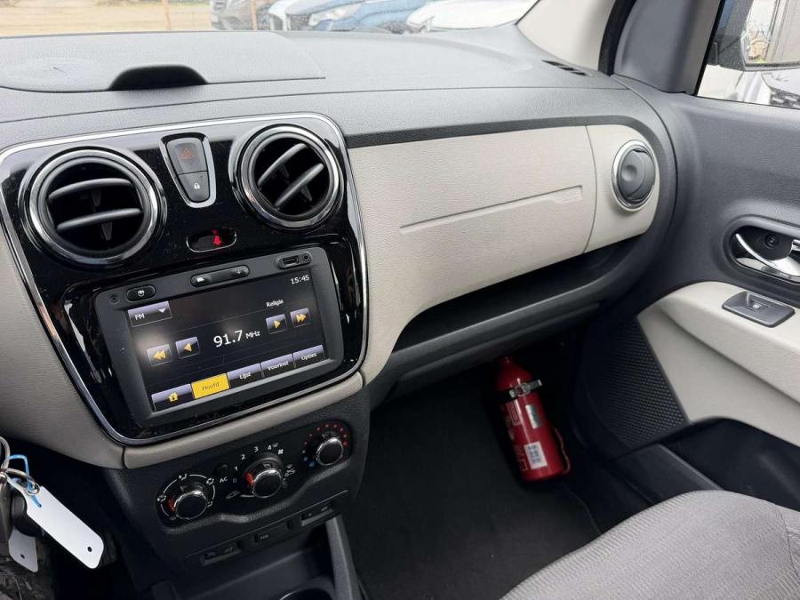 Blue Dacia Lodgy 2015 in Vilnius, with an engine capacity of 1.46 L and mileage of 250 thousand km for 5290 €, photo 16 on AUTOMOTO.COM.LV