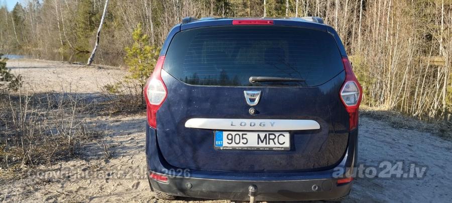 Blue Dacia Lodgy 2017 in Rakvere, with an engine capacity of 1.20 L and mileage of 158 thousand km for 9400 €, photo 6 on AUTOMOTO.COM.LV