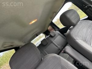 Blue Dacia Lodgy 2017 in Riga, with an engine capacity of 1.60 L and mileage of 255 thousand km for 5499 €, photo 22 on AUTOMOTO.COM.LV