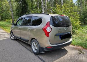Brown Dacia Lodgy 2013 in Riga, with an engine capacity of 1.50 L and mileage of 211 thousand km for 3600 €, photo 4 on AUTOMOTO.COM.LV
