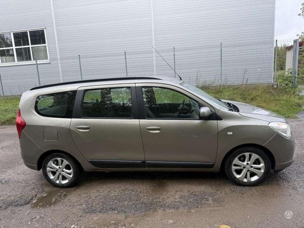 Brūns Dacia Lodgy 2013 Viļņa, ar dzinēja tilpumu 1.46 L un nobraukumu 327 tūkst. km par 2300 €, foto 5 vietnē AUTOMOTO.COM.LV
