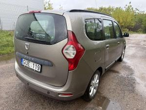 Brown Dacia Lodgy 2013 in Vilnius, with an engine capacity of 1.46 L and mileage of 327 thousand km for 2300 €, photo 6 on AUTOMOTO.COM.LV