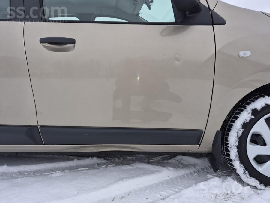 Brown Dacia Lodgy 2019 in Limbazi, with an engine capacity of 1.60 L and mileage of 18 thousand km for 8850 €, photo 7 on AUTOMOTO.COM.LV