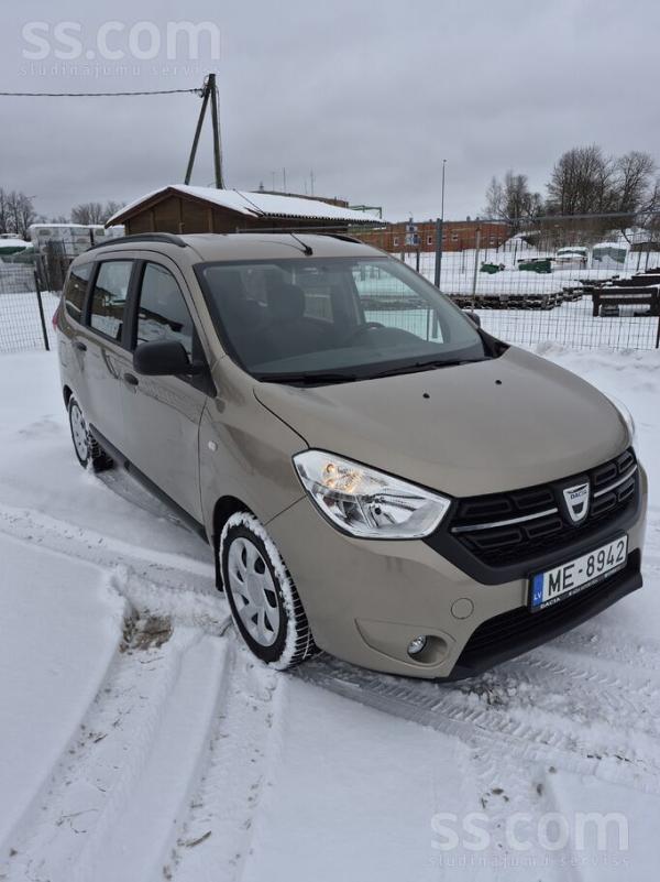 Brown Dacia Lodgy 2019 in Limbazi, with an engine capacity of 1.60 L and mileage of 18 thousand km for 8850 €, photo 9 on AUTOMOTO.COM.LV