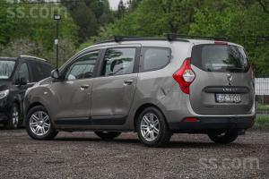 Brūns Dacia Lodgy 2015 Rīga, ar dzinēja tilpumu 1.60 L un nobraukumu 338 tūkst. km par 2590 €, foto 4 vietnē AUTOMOTO.COM.LV