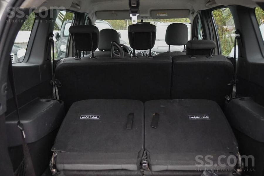 Brūns Dacia Lodgy 2015 Rīga, ar dzinēja tilpumu 1.60 L un nobraukumu 338 tūkst. km par 2590 €, foto 14 vietnē AUTOMOTO.COM.LV