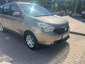 Brūns Dacia Lodgy 2015 Viļņa, ar dzinēja tilpumu 1.60 L un nobraukumu 263 tūkst. km par 3800 €, foto 4 vietnē AUTOMOTO.COM.LV