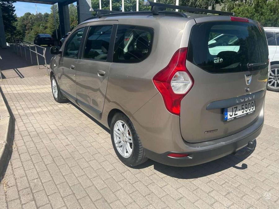 Brūns Dacia Lodgy 2015 Viļņa, ar dzinēja tilpumu 1.60 L un nobraukumu 263 tūkst. km par 3800 €, foto 8 vietnē AUTOMOTO.COM.LV