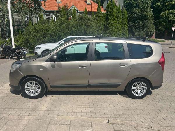 Brūns Dacia Lodgy 2015 Viļņa, ar dzinēja tilpumu 1.60 L un nobraukumu 263 tūkst. km par 3800 €, foto 8 vietnē AUTOMOTO.COM.LV