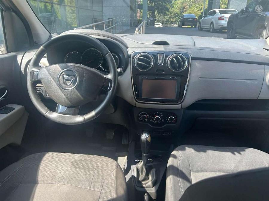Brūns Dacia Lodgy 2015 Viļņa, ar dzinēja tilpumu 1.60 L un nobraukumu 263 tūkst. km par 3800 €, foto 13 vietnē AUTOMOTO.COM.LV