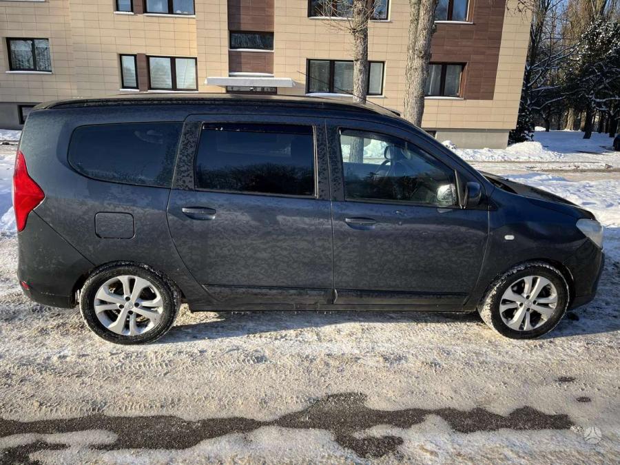 Grey Dacia Lodgy 2012 in Panevezys, with an engine capacity of 1.46 L and mileage of 240 thousand km for 3150 €, photo 3 on AUTOMOTO.COM.LV