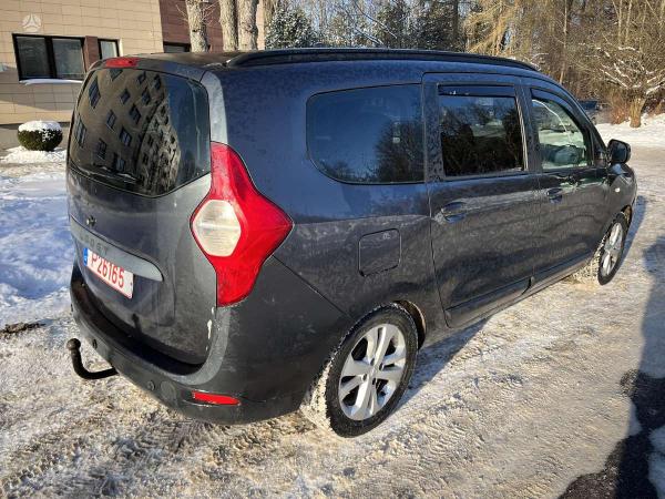 Grey Dacia Lodgy 2012 in Panevezys, with an engine capacity of 1.46 L and mileage of 240 thousand km for 3150 €, photo 6 on AUTOMOTO.COM.LV