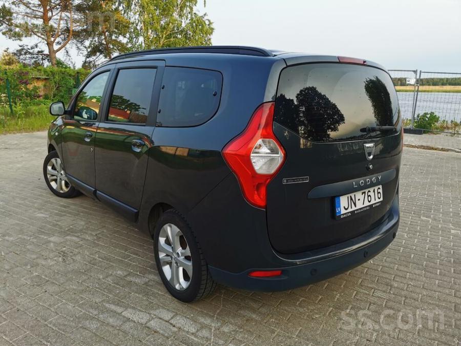 Grey Dacia Lodgy 2014 in Riga, with an engine capacity of 1.50 L and mileage of 159 thousand km for 4500 €, photo 4 on AUTOMOTO.COM.LV