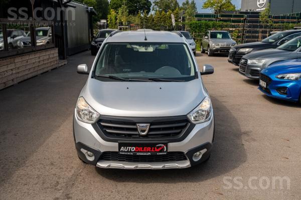Grey Dacia Lodgy 2016 in Riga, with an engine capacity of 1.20 L and mileage of 0 thousand km for 5250 €, photo 4 on AUTOMOTO.COM.LV