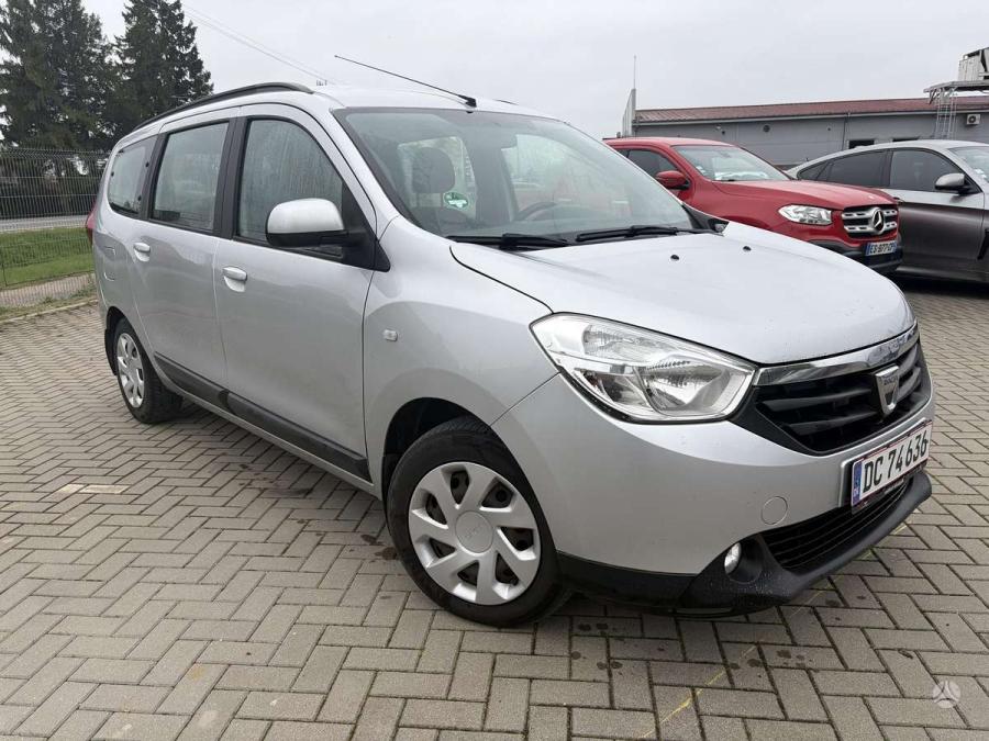Pelēks Dacia Lodgy 2016 Tauragė, ar dzinēja tilpumu 1.46 L un nobraukumu 253 tūkst. km par 3650 €, foto 3 vietnē AUTOMOTO.COM.LV