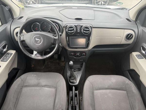 Grey Dacia Lodgy 2016 in Taurage, with an engine capacity of 1.46 L and mileage of 253 thousand km for 3650 €, photo 10 on AUTOMOTO.COM.LV