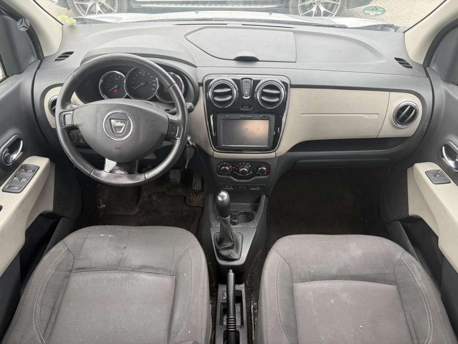 Pelēks Dacia Lodgy 2016 Tauragė, ar dzinēja tilpumu 1.46 L un nobraukumu 253 tūkst. km par 3650 €, foto 10 vietnē AUTOMOTO.COM.LV