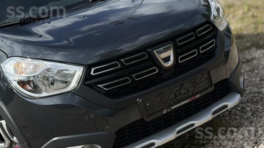 Grey Dacia Lodgy 2019 in Jelgava, with an engine capacity of 1.30 L and mileage of 124 thousand km for 6590 €, photo 6 on AUTOMOTO.COM.LV
