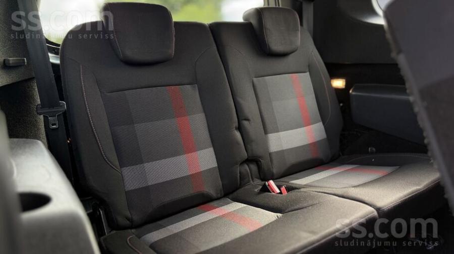 Grey Dacia Lodgy 2019 in Jelgava, with an engine capacity of 1.30 L and mileage of 124 thousand km for 6590 €, photo 11 on AUTOMOTO.COM.LV