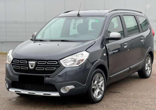 Pelēks Dacia Lodgy 2022 Panevēža, ar dzinēja tilpumu 1.46 L un nobraukumu 120 tūkst. km par 5999 €, foto 2 vietnē AUTOMOTO.COM.LV