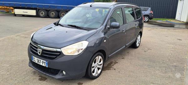 Grey Dacia Lodgy 2012 in Taurage, with an engine capacity of 1.50 L and mileage of 285 thousand km for 2600 €, photo 1 on AUTOMOTO.COM.LV