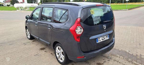 Grey Dacia Lodgy 2012 in Taurage, with an engine capacity of 1.50 L and mileage of 305 thousand km for 2400 €, photo 3 on AUTOMOTO.COM.LV