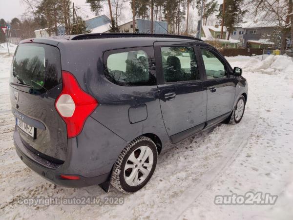 Pelēks Dacia Lodgy 2013 Saku, ar dzinēja tilpumu 1.50 L un nobraukumu 67 tūkst. km par 3300 €, foto 2 vietnē AUTOMOTO.COM.LV