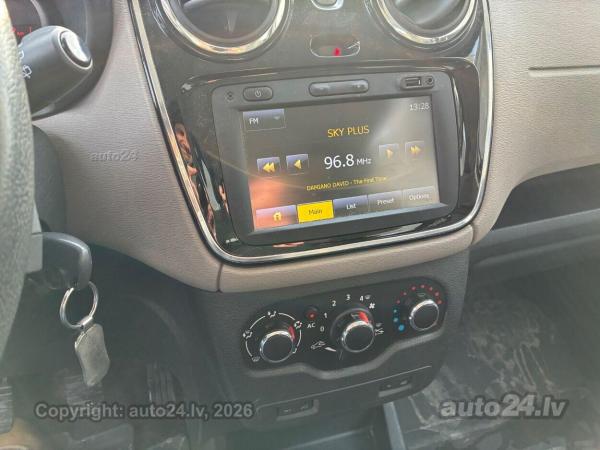 Pelēks Dacia Lodgy 2013 Pērnava, ar dzinēja tilpumu 1.50 L un nobraukumu 67 tūkst. km par 4400 €, foto 10 vietnē AUTOMOTO.COM.LV