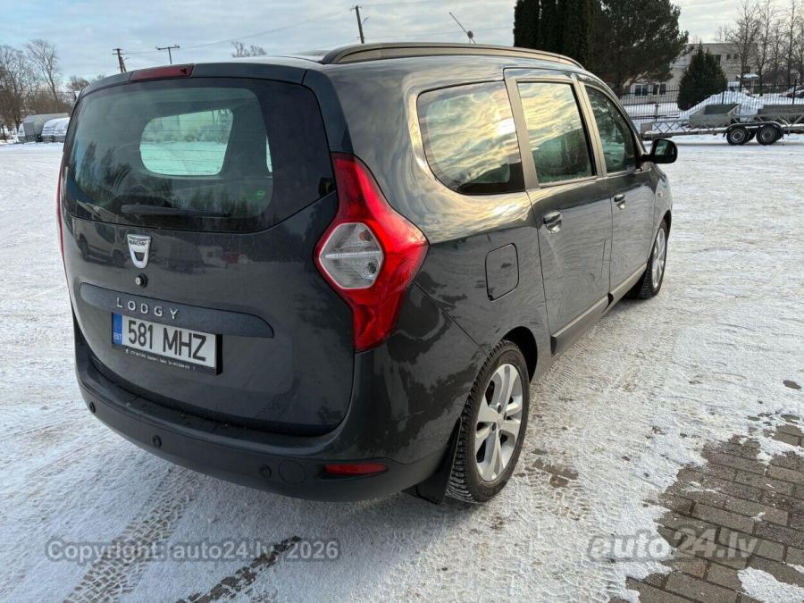 Grey Dacia Lodgy 2013 in Parnu, with an engine capacity of 1.50 L and mileage of 67 thousand km for 4400 €, photo 7 on AUTOMOTO.COM.LV