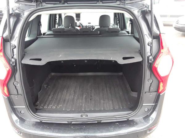 Grey Dacia Lodgy 2014 in Marijampole, with an engine capacity of 1.20 L and mileage of 185 thousand km for 2999 €, photo 11 on AUTOMOTO.COM.LV